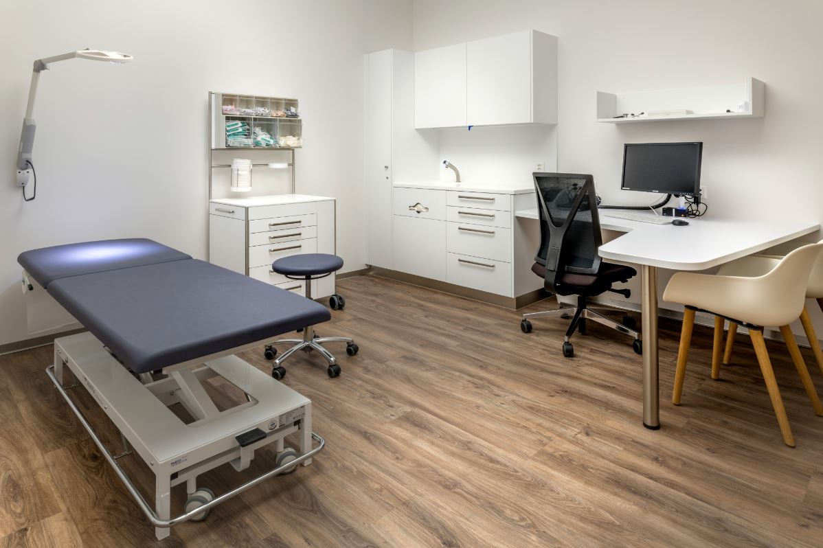 Jetzt gibt es in der Mall of Switzerland auch eine Hausarztpraxis