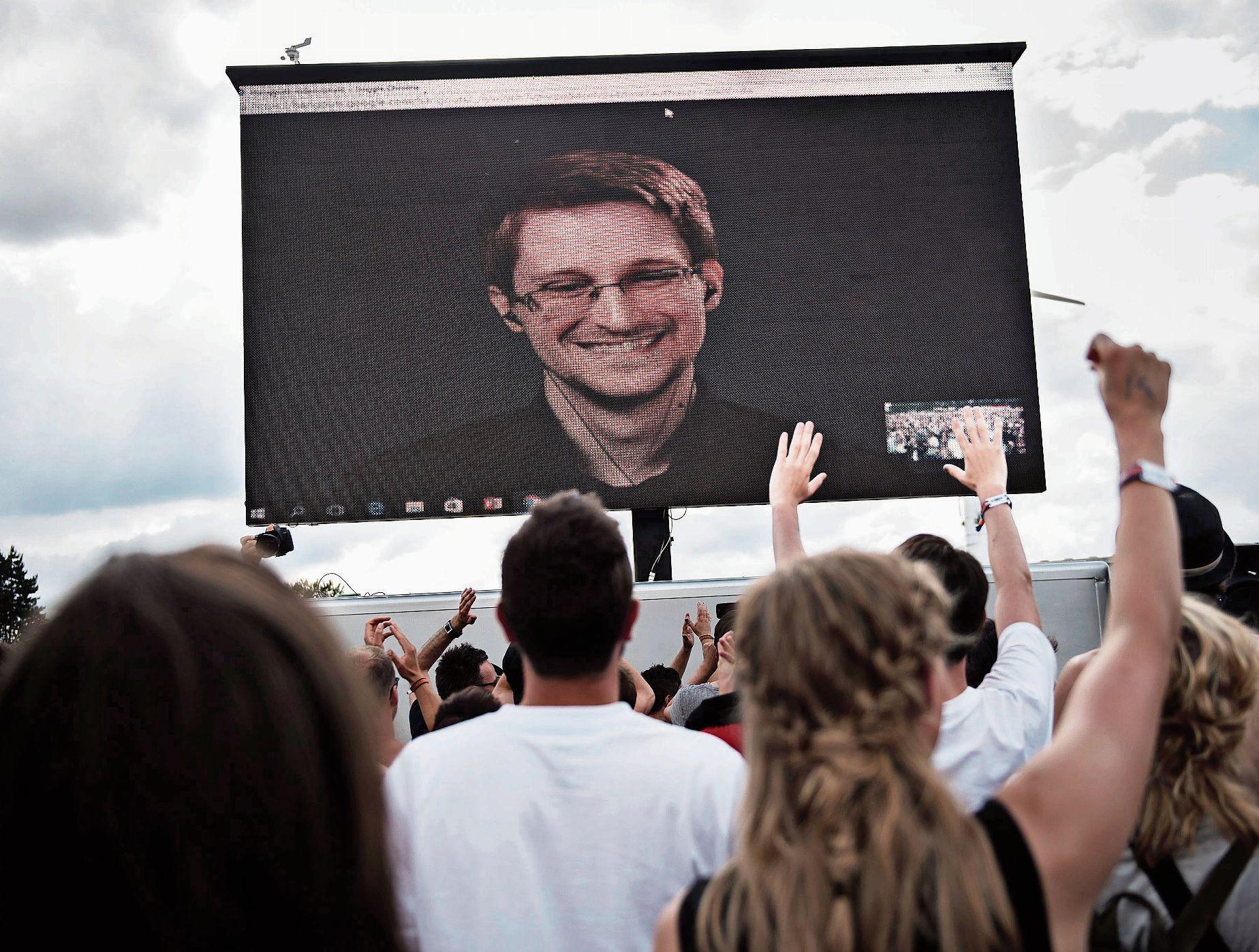 FALL EDWARD SNOWDEN: Robert Tibbo: «Ihre Hilfe für Snowden hat sie ...
