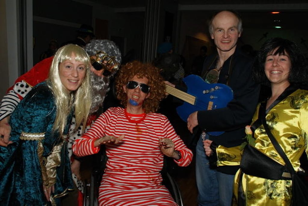 Die Welt kommt an die Hüetli-Fasnacht