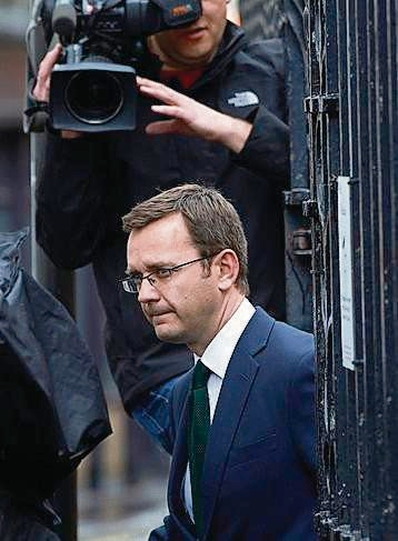 Der Filz wird immer dichter