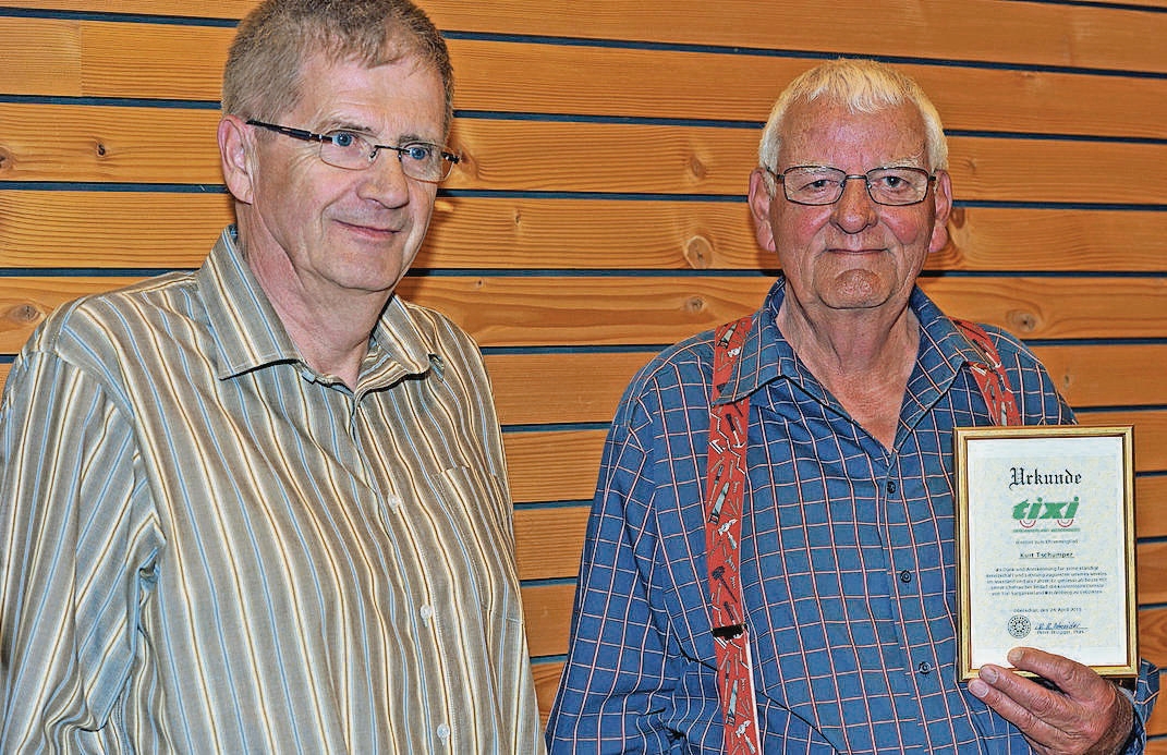 Tschumper wird Ehrenmitglied