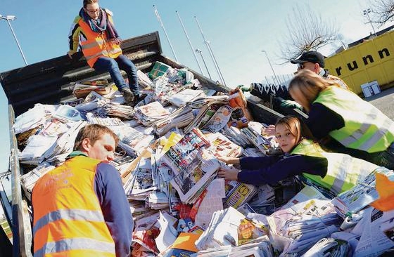 80 Tonnen Papier in acht Stunden