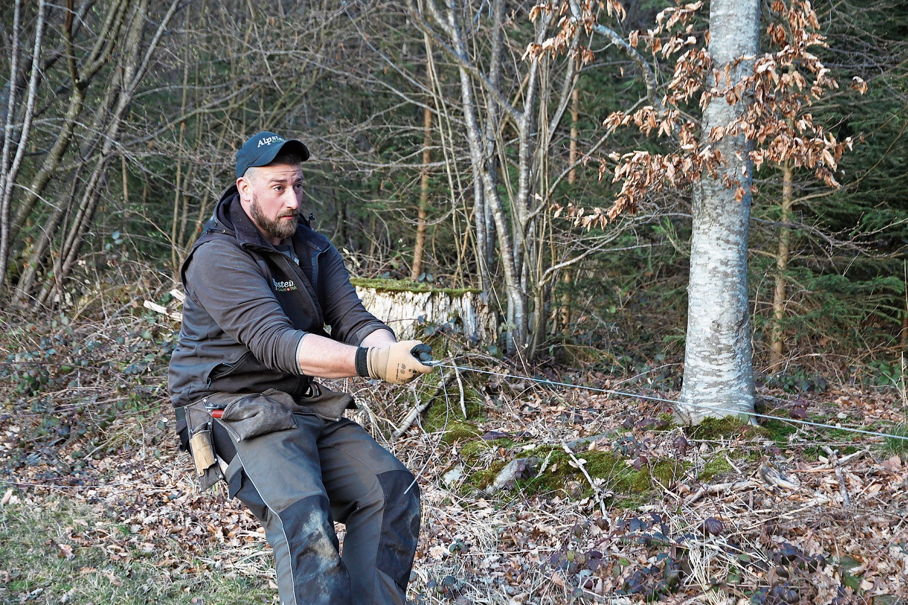Training in Arnegg für die WM: Emil Giger schafft 35 Meter Zaun in ...
