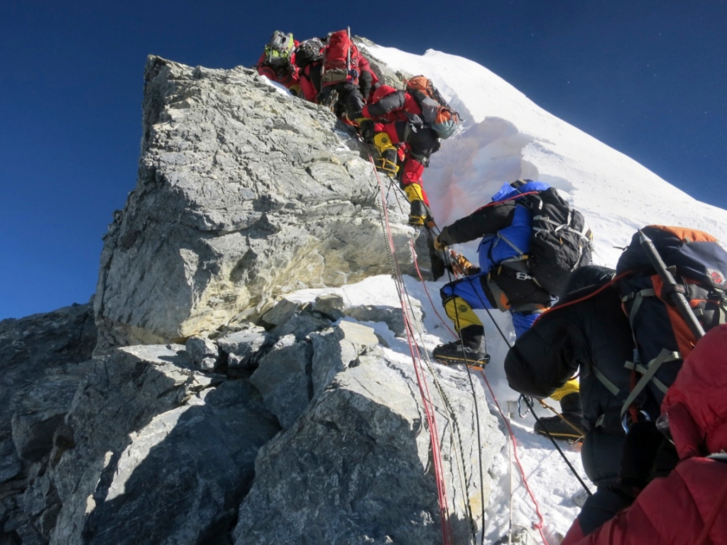 Stau am Mount Everest - vier Todesfälle in zwei Tagen