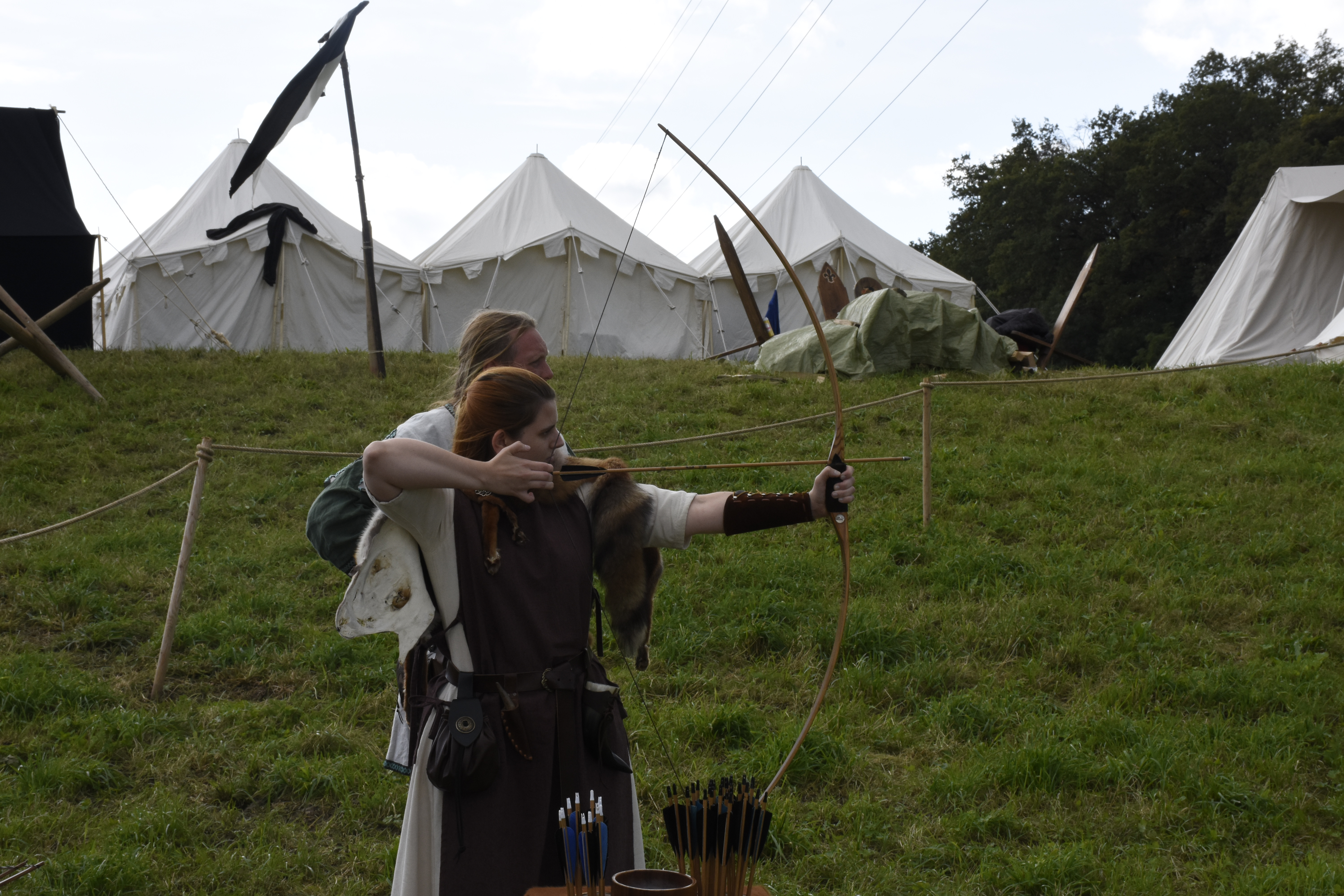 Die Wikinger waren los auf den Hügeln über dem Schloss Hilfikon