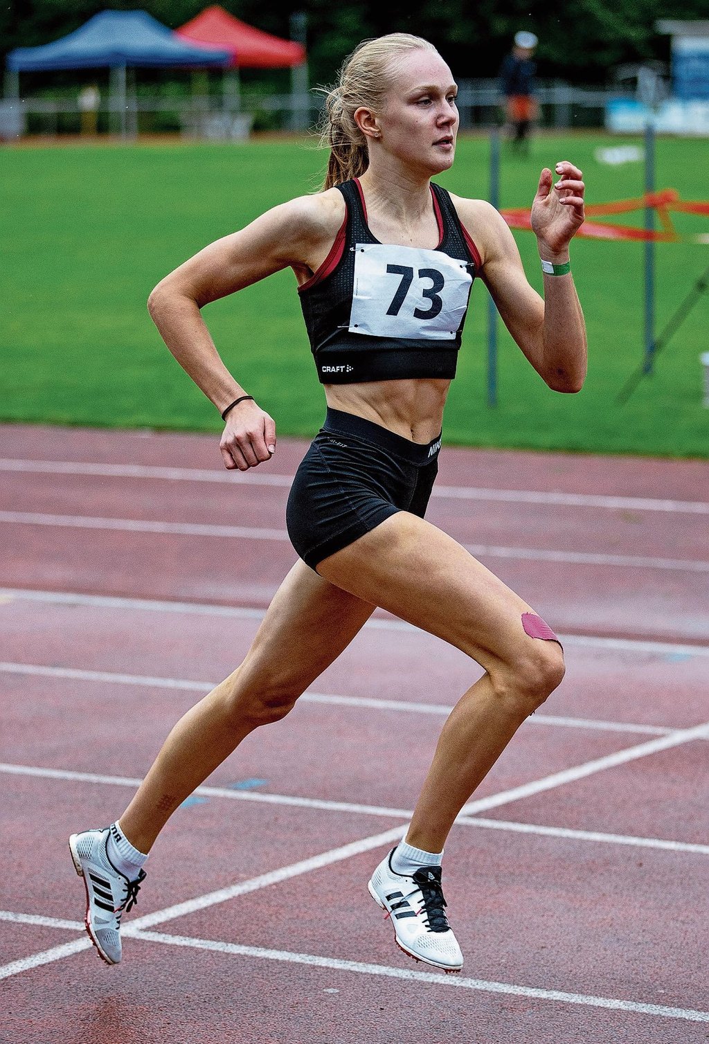 Michelle Liem von der Leichtathletik Nidwalden überzeugt im Alleingang