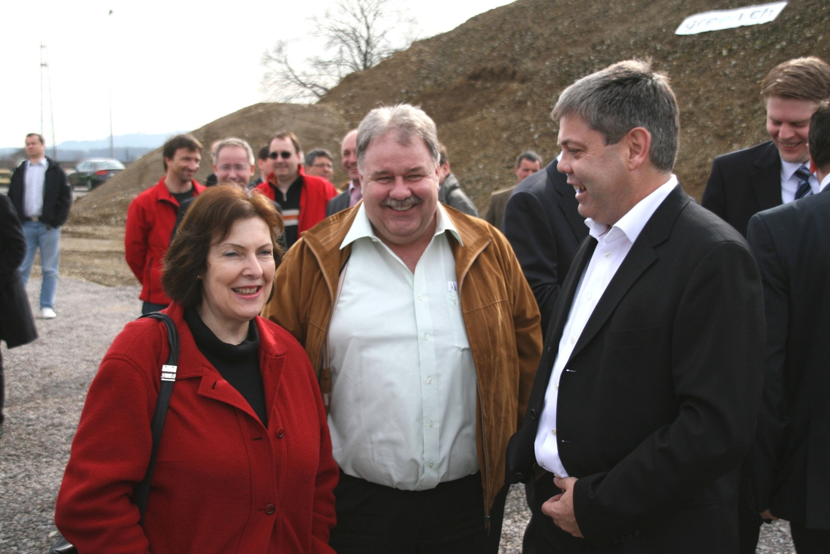 Green.ch baut in Lupfig: Spitzentechnologie neben Schafweide