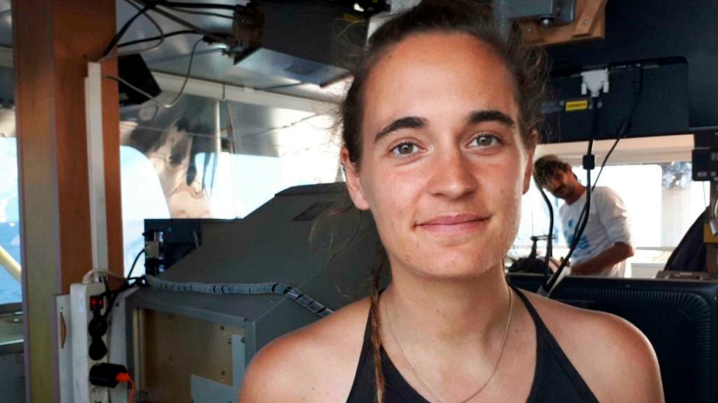 Carola Rackete: Europa soll alle Flüchtlinge aus Libyen aufnehmen – das ...