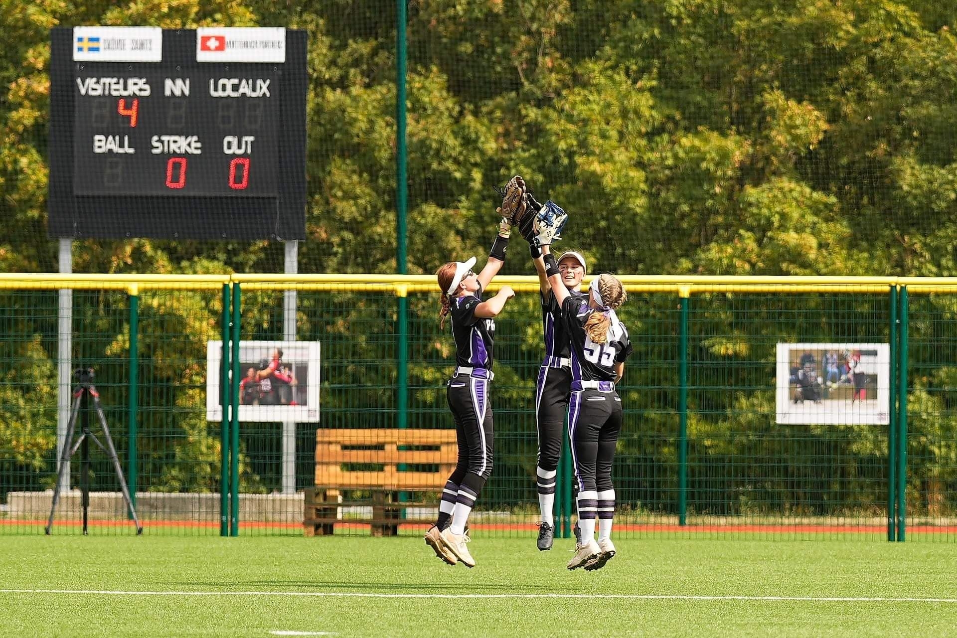 Softball: Wilerinnen mit dem Team "Panthers" im Europacup-Final