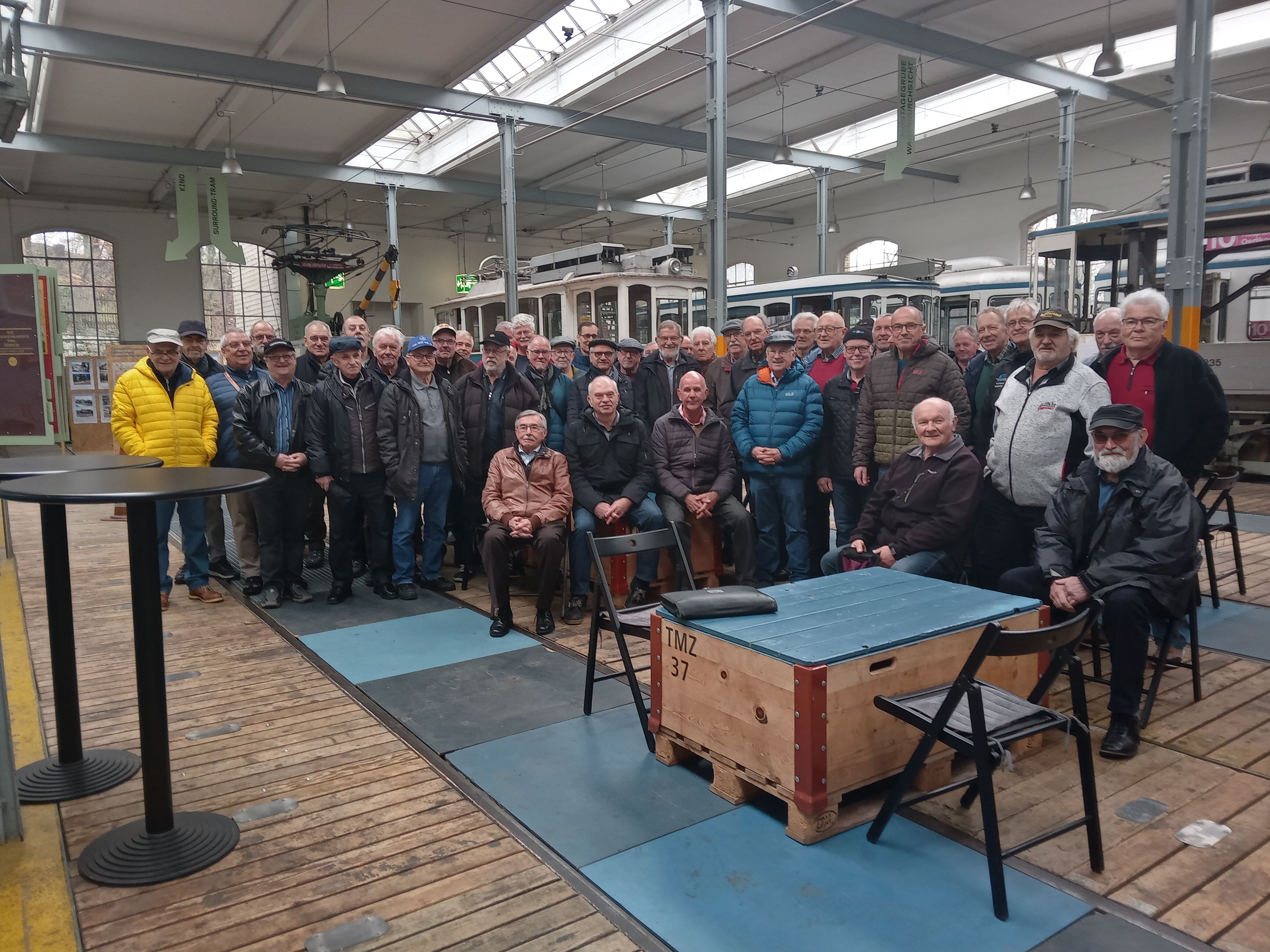 Seoner Männerstamm besucht das Tram-Museum Zürich