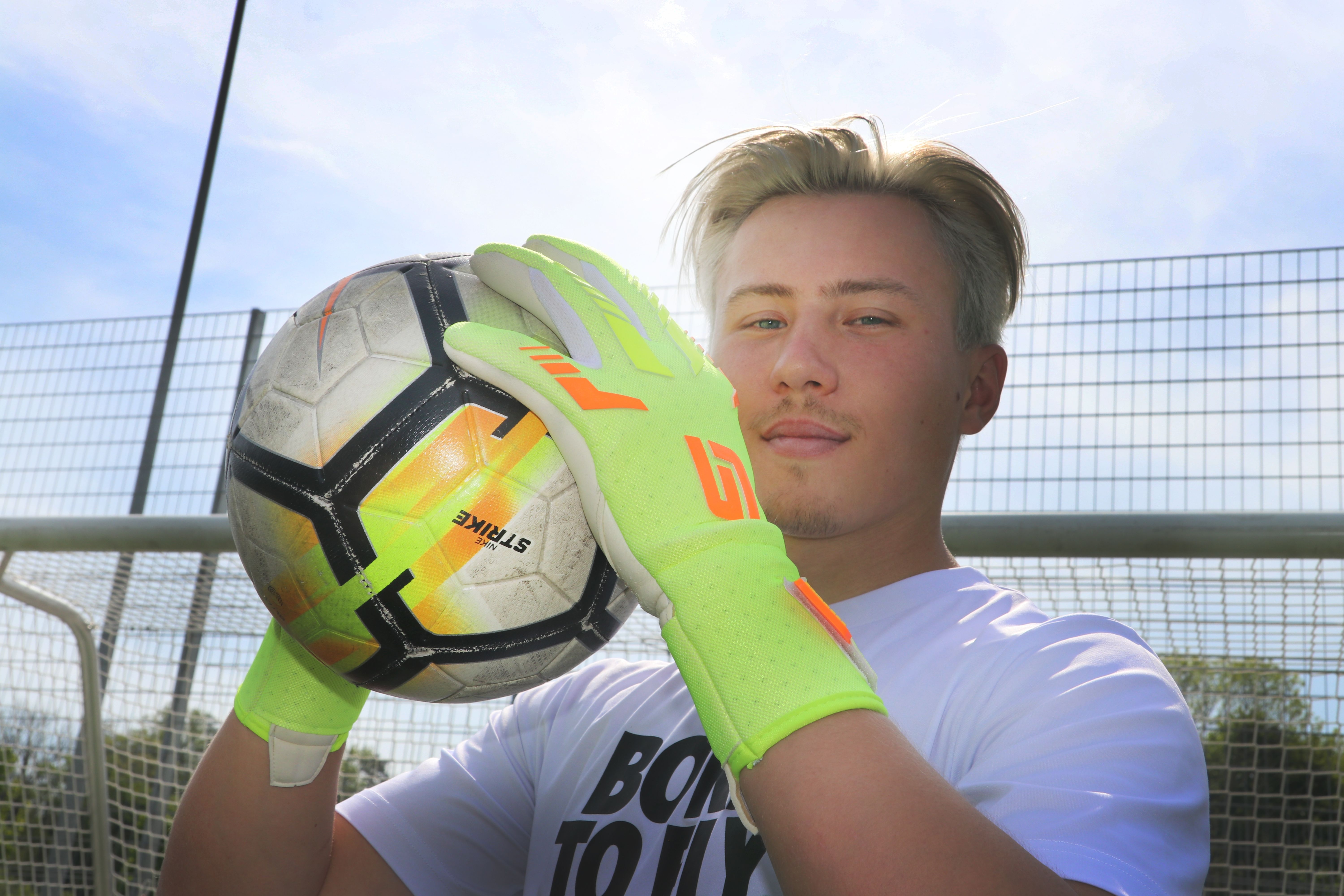 Mike Bolvin: Der erfolgreichste Goalie-Influencer der Schweiz