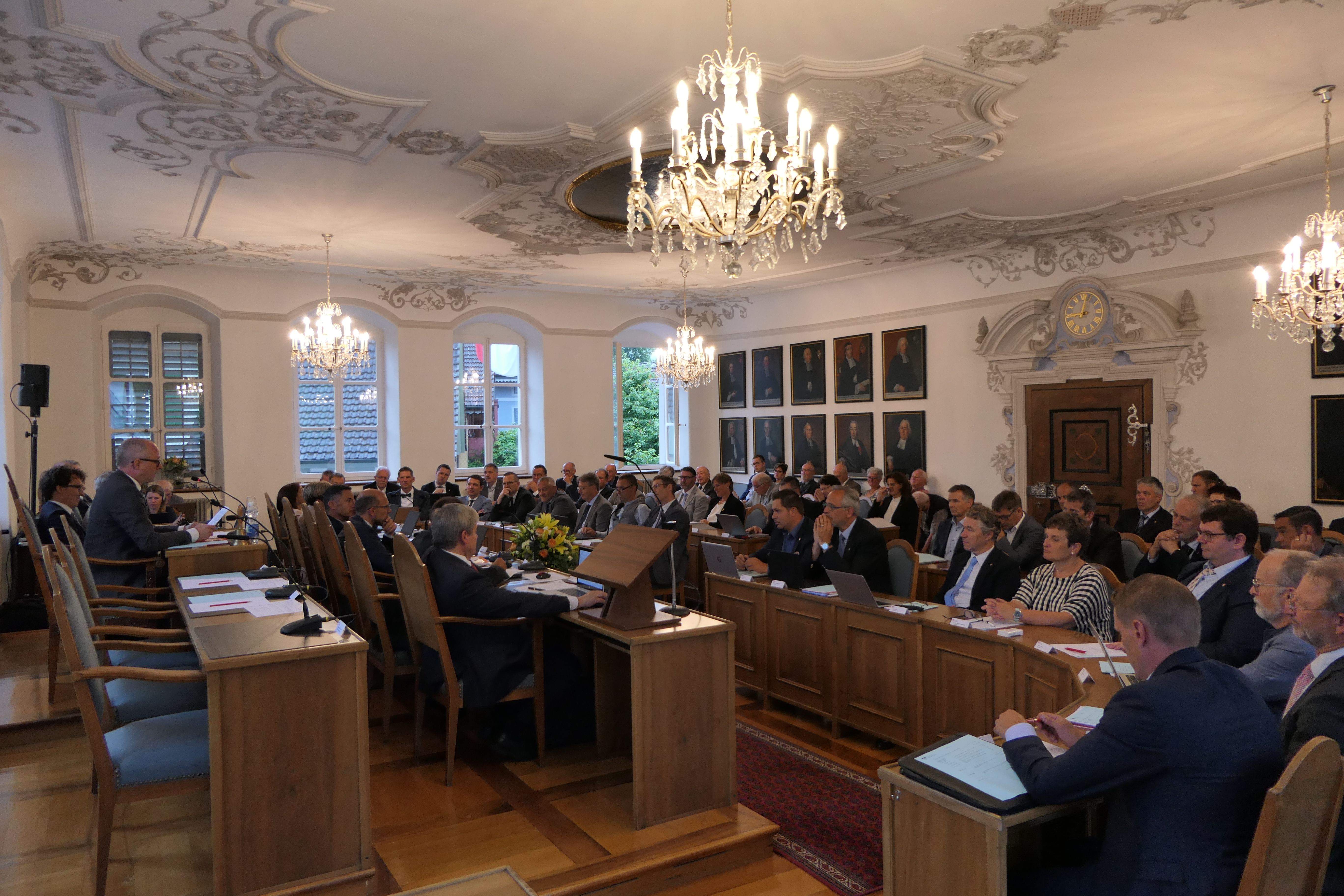 Kantonsrat genehmigt einen Rahmenkredit für das kantonale Integrationsprogramm für die kommenden ...