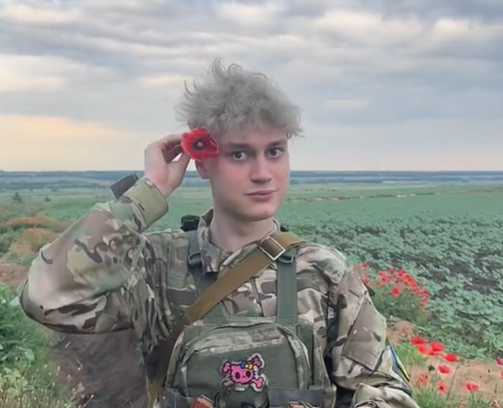 Nekoglai: This is the story behind the dancing soldier in Ukraine