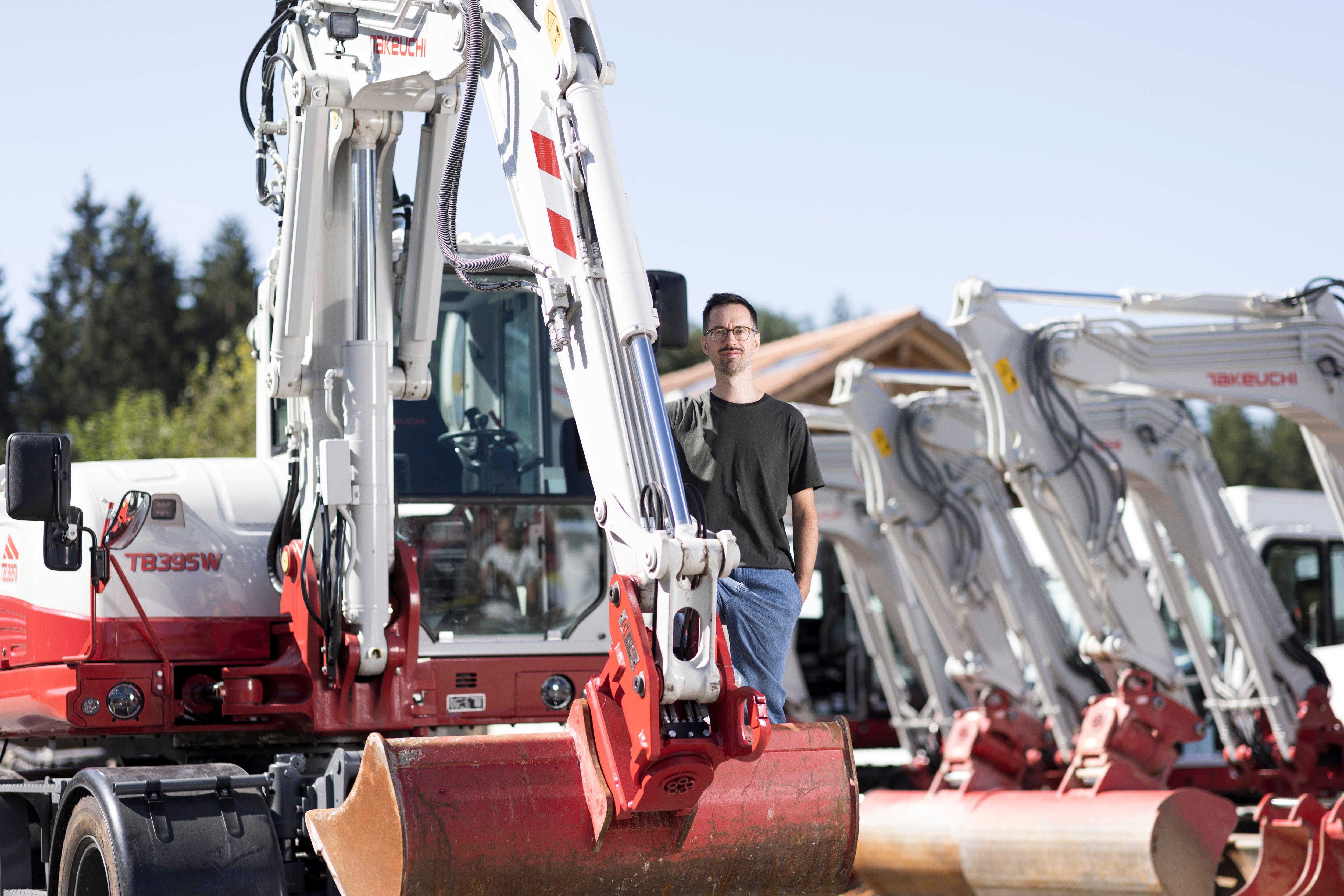 Bagger sind für ihn Menschen - Porträt über Regisseur Piet Baumgartner