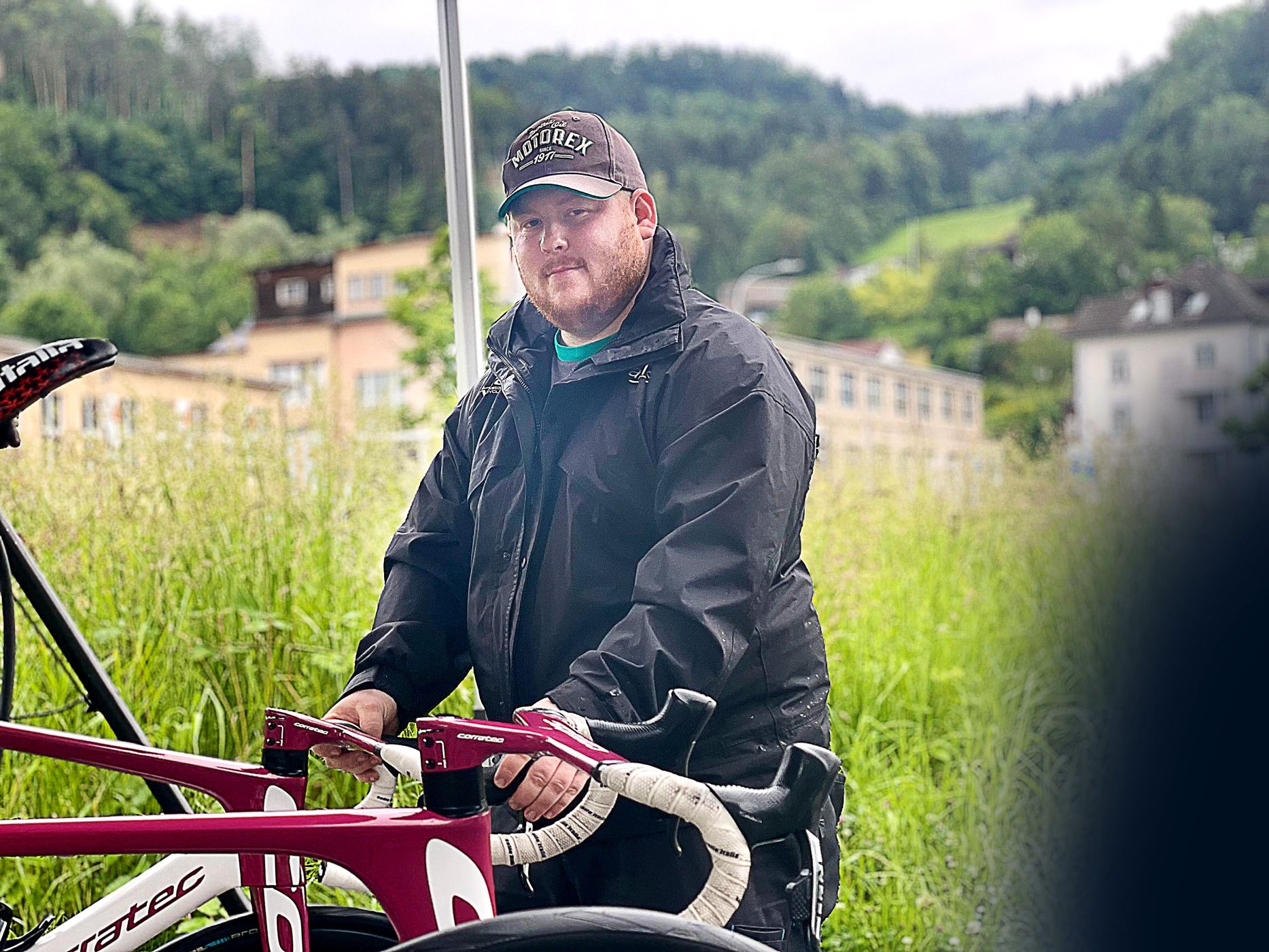 Tour de Suisse: Marco Marchetti flickt Räder der Profis