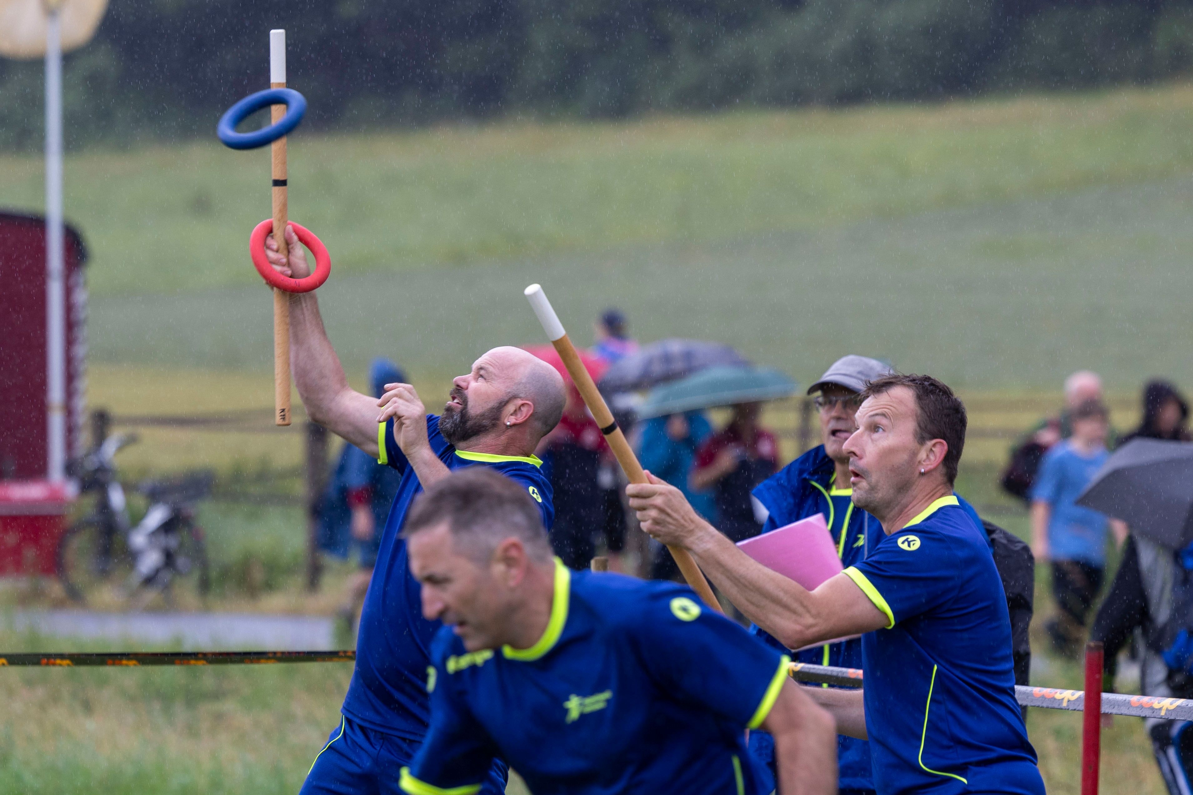 Der Matsch am Kantonalturnfest schweisst zusammen