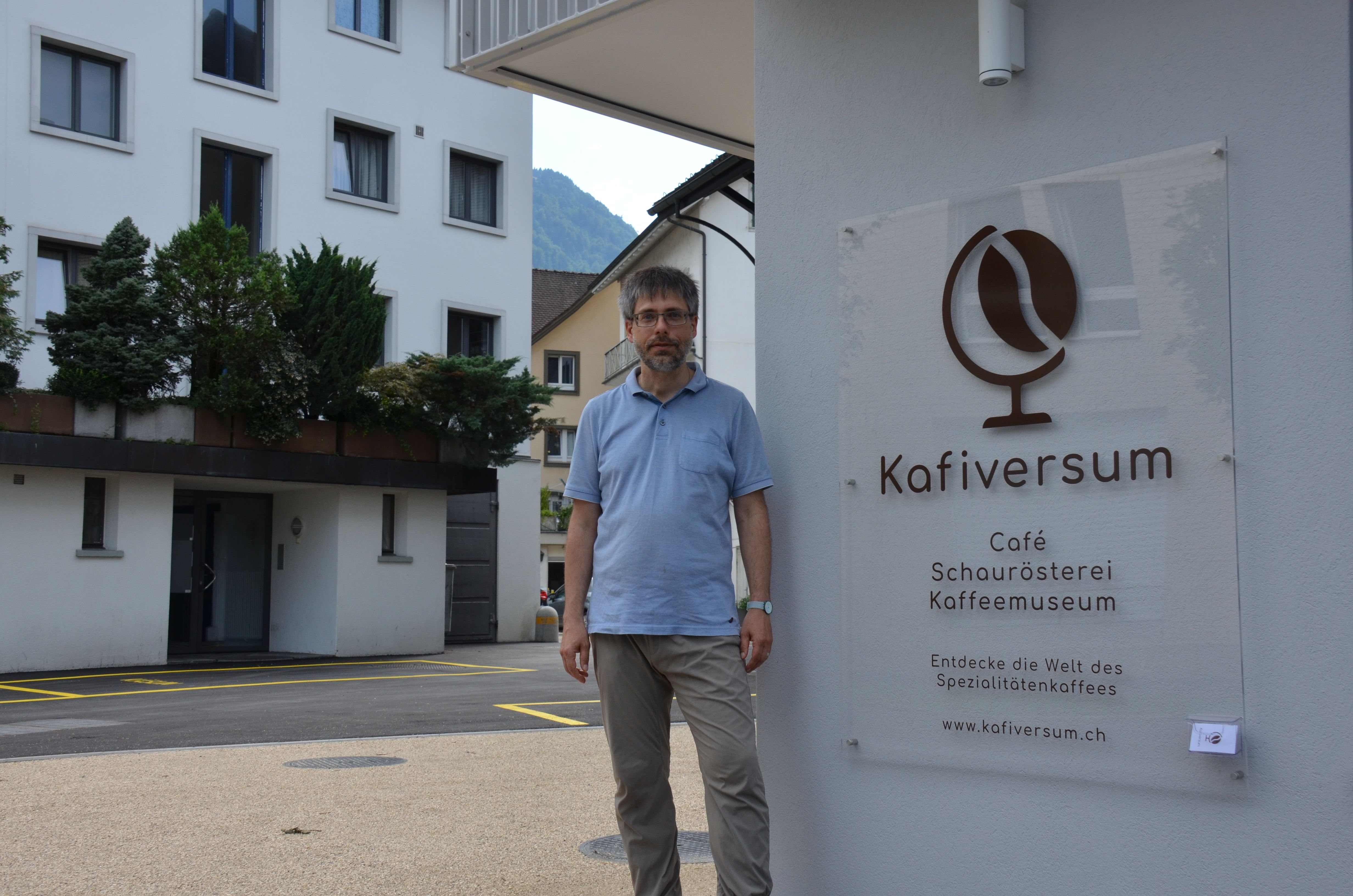 Andreas Allemann eröffnet in Stans das «Kafiversum»