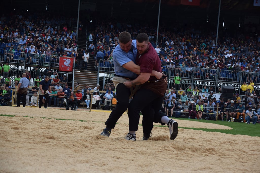 Schwingen: Jubiläumsschwingfest mit starken Urner Schwinger
