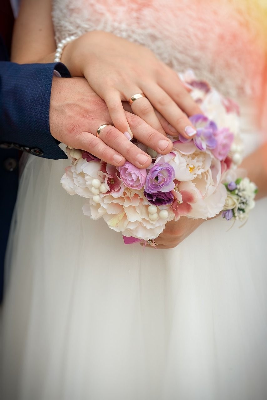 Gibt es in der Schweiz bald «Konkubinat plus»?