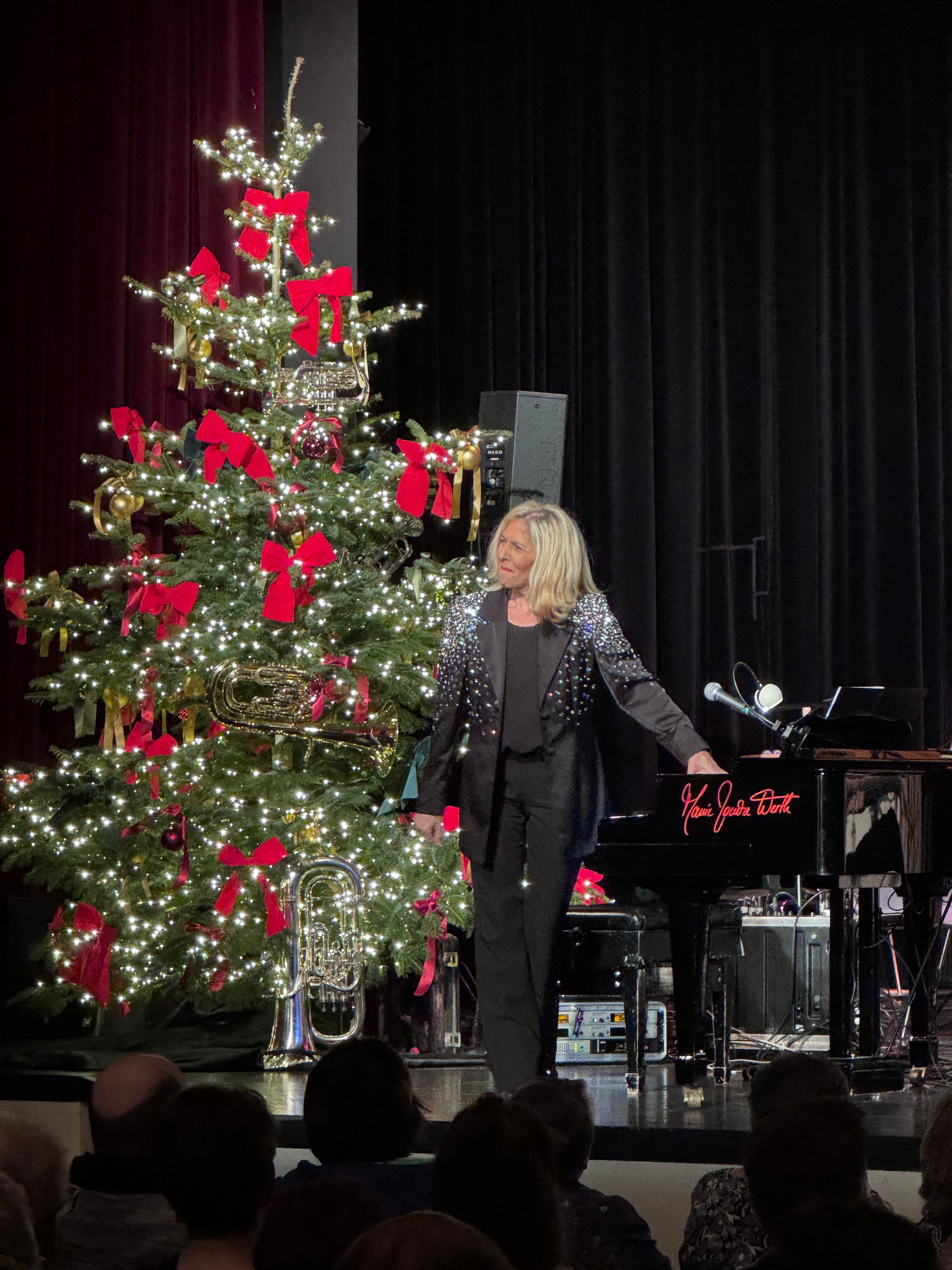 Einmal im Jahr – Weihnachtskonzert mit mgrr und Marie Louise Werth