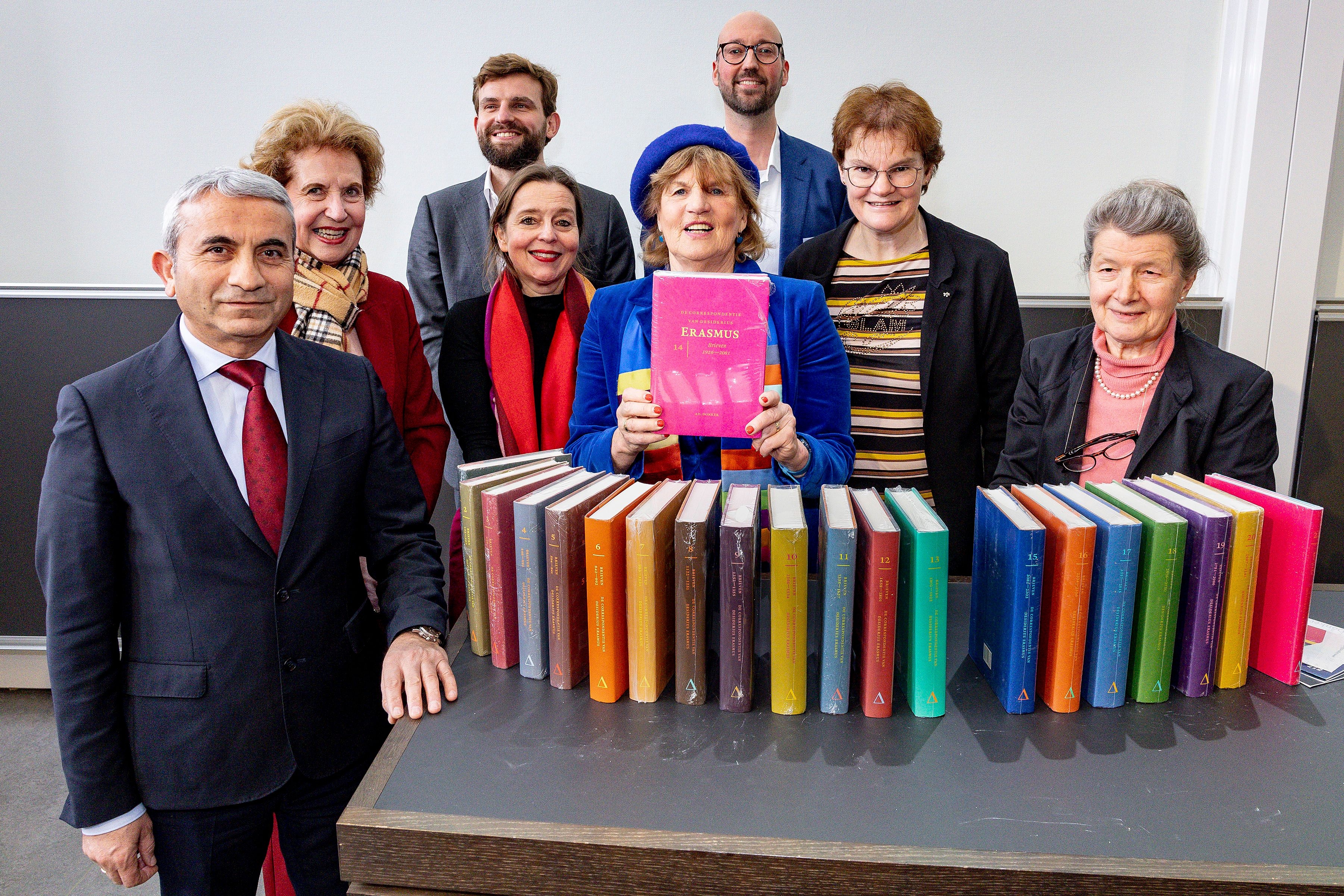 Briefe des Erasmus von Rotterdam: Universität Basel erhält monumentale ...