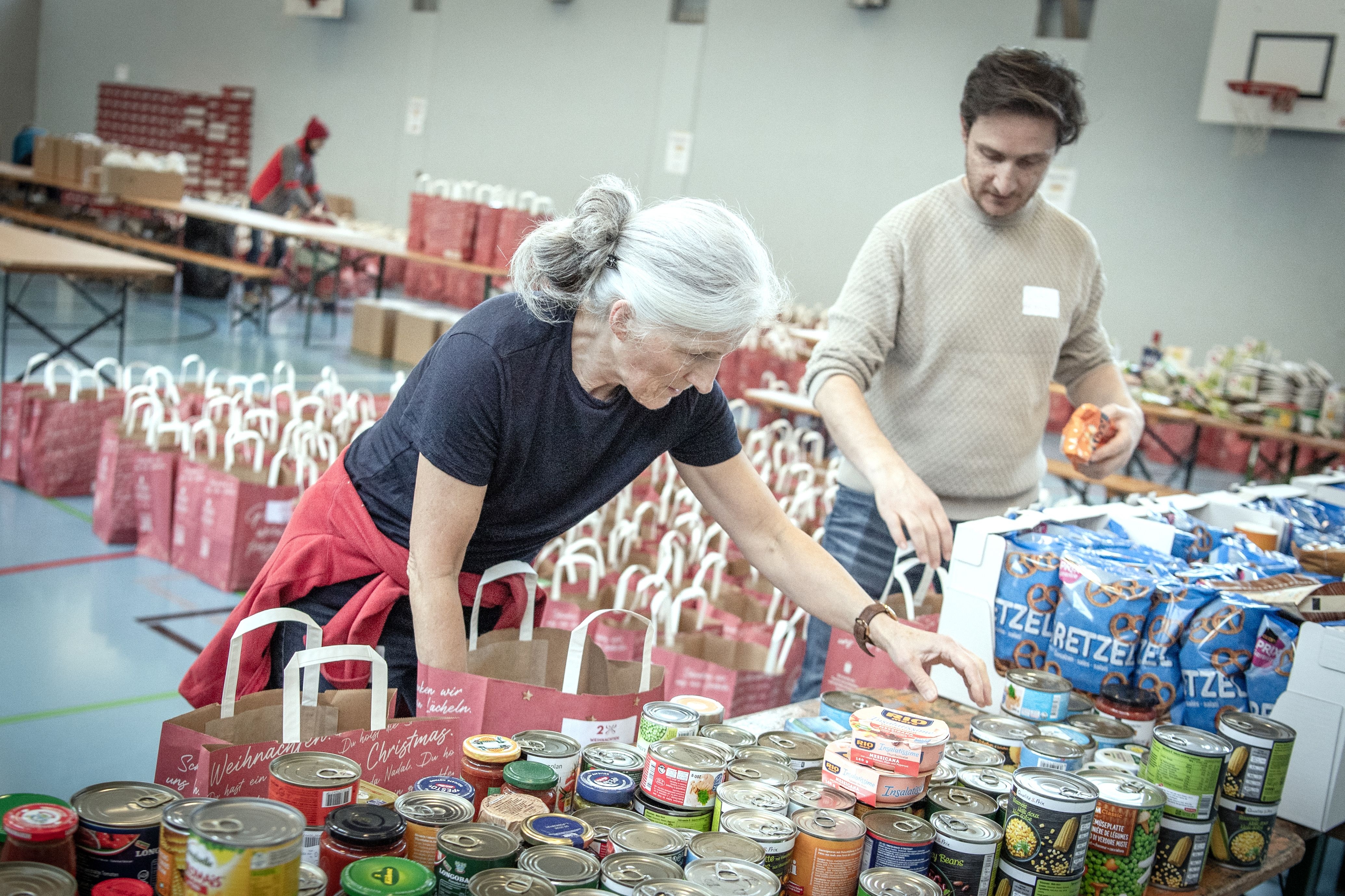 Waren für Armutsbetroffene im Kanton Luzern: Eine Aktion des SRK hilft