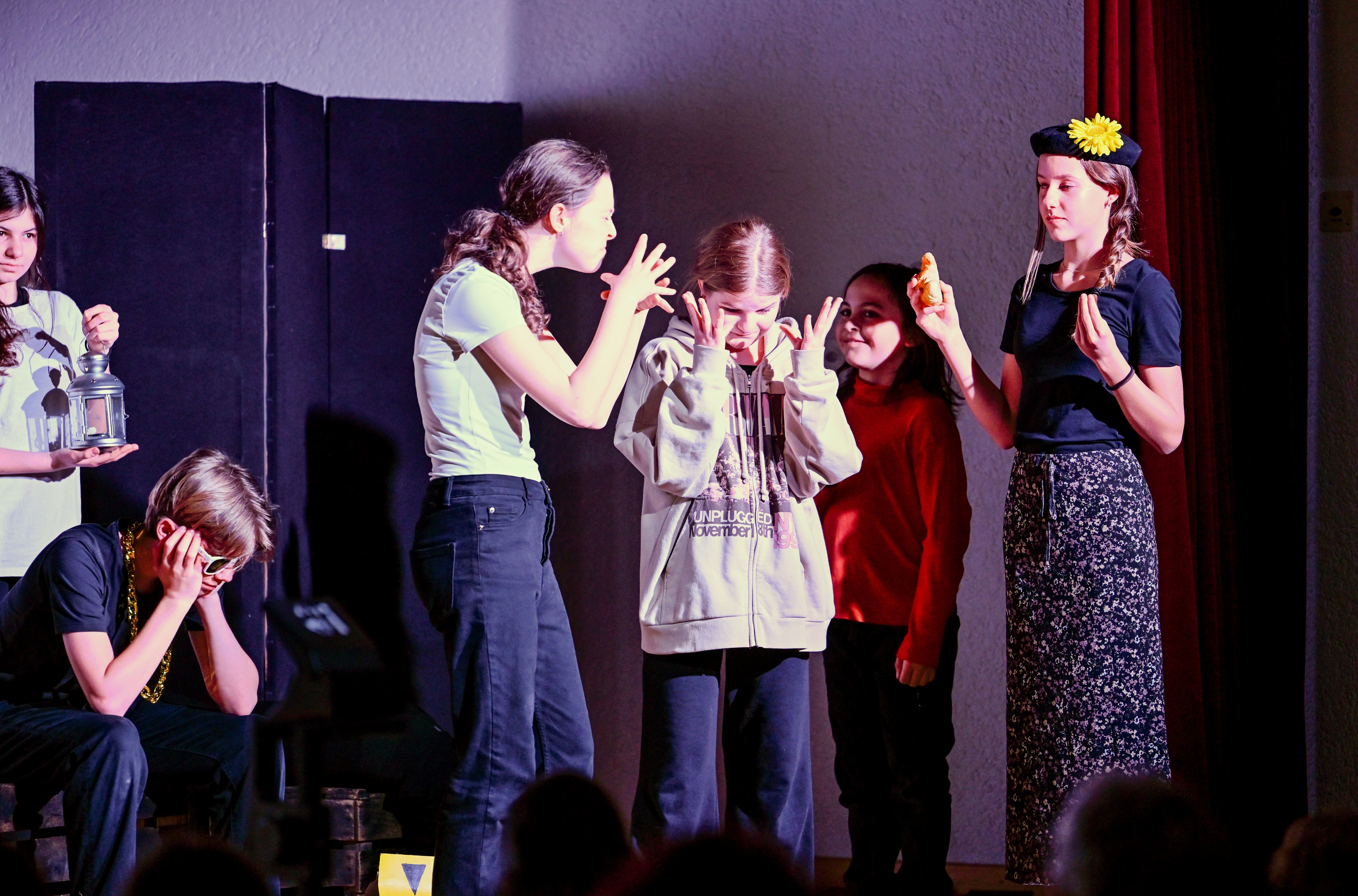 Kindertheater Blitz brillierte im Eusebiushof mit Wortwitz und Humor