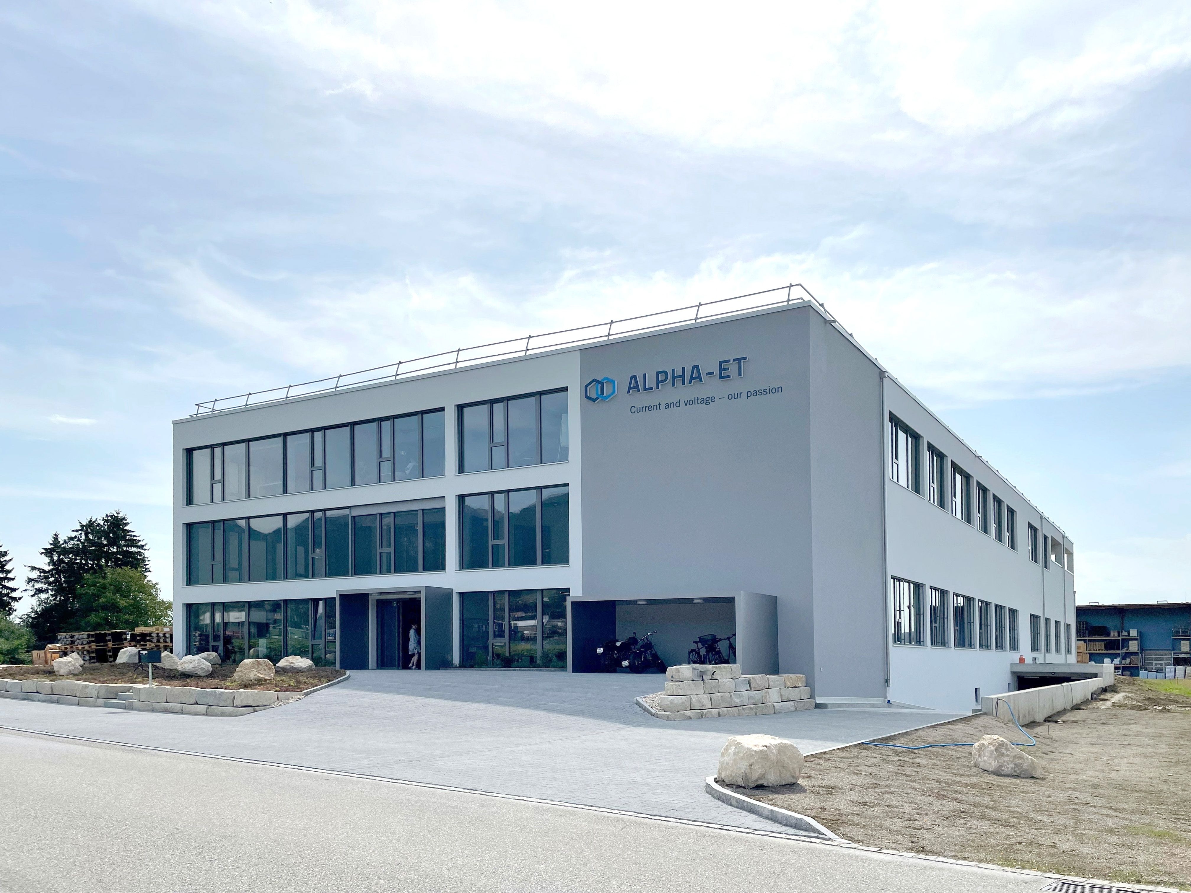 Grenchen: BizLink übernimmt Rolling-Stock-Geschäft von Alpha Elektrotechnik