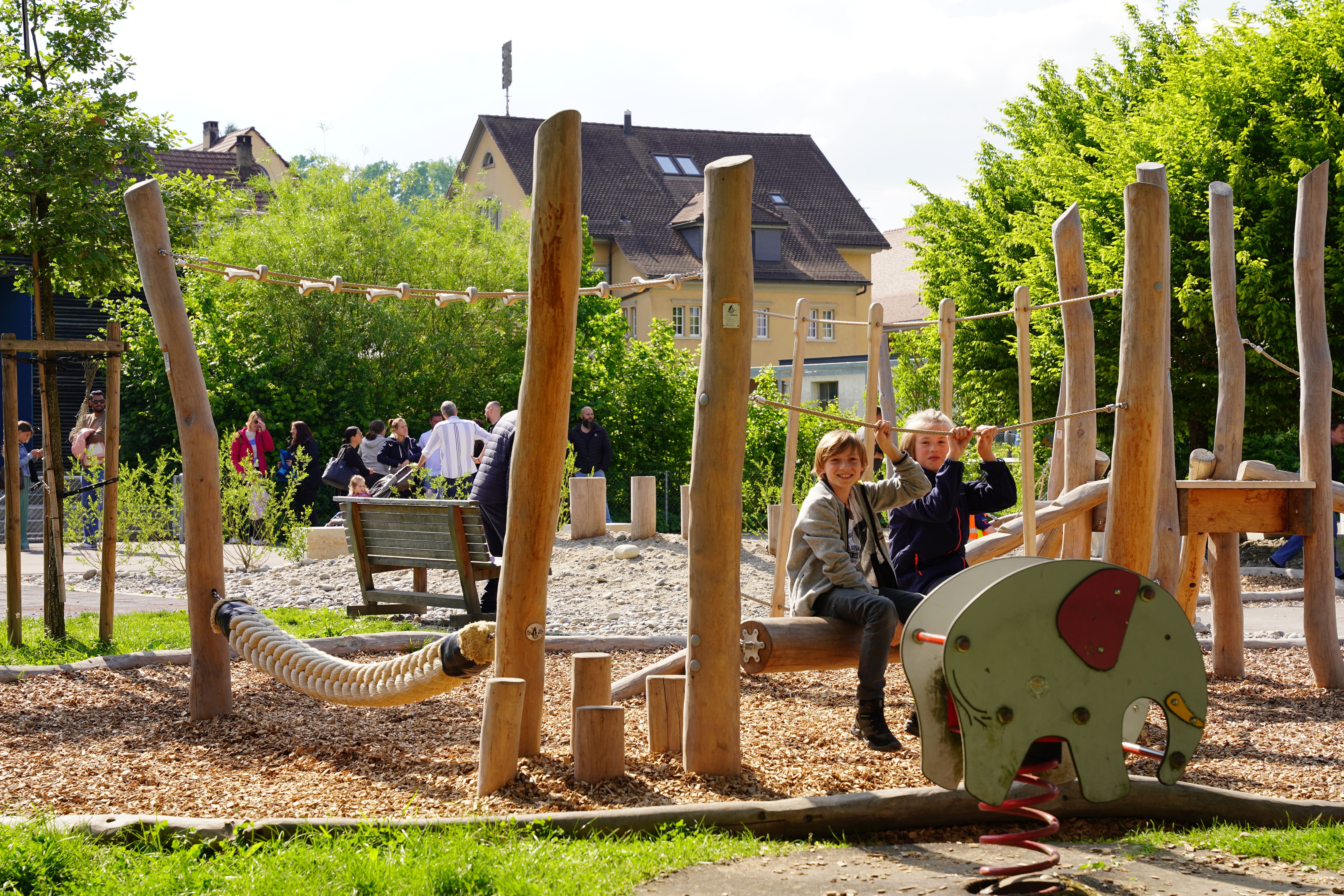 Schule Veltheim: Erneuerungen auf Schulareal eingeweiht