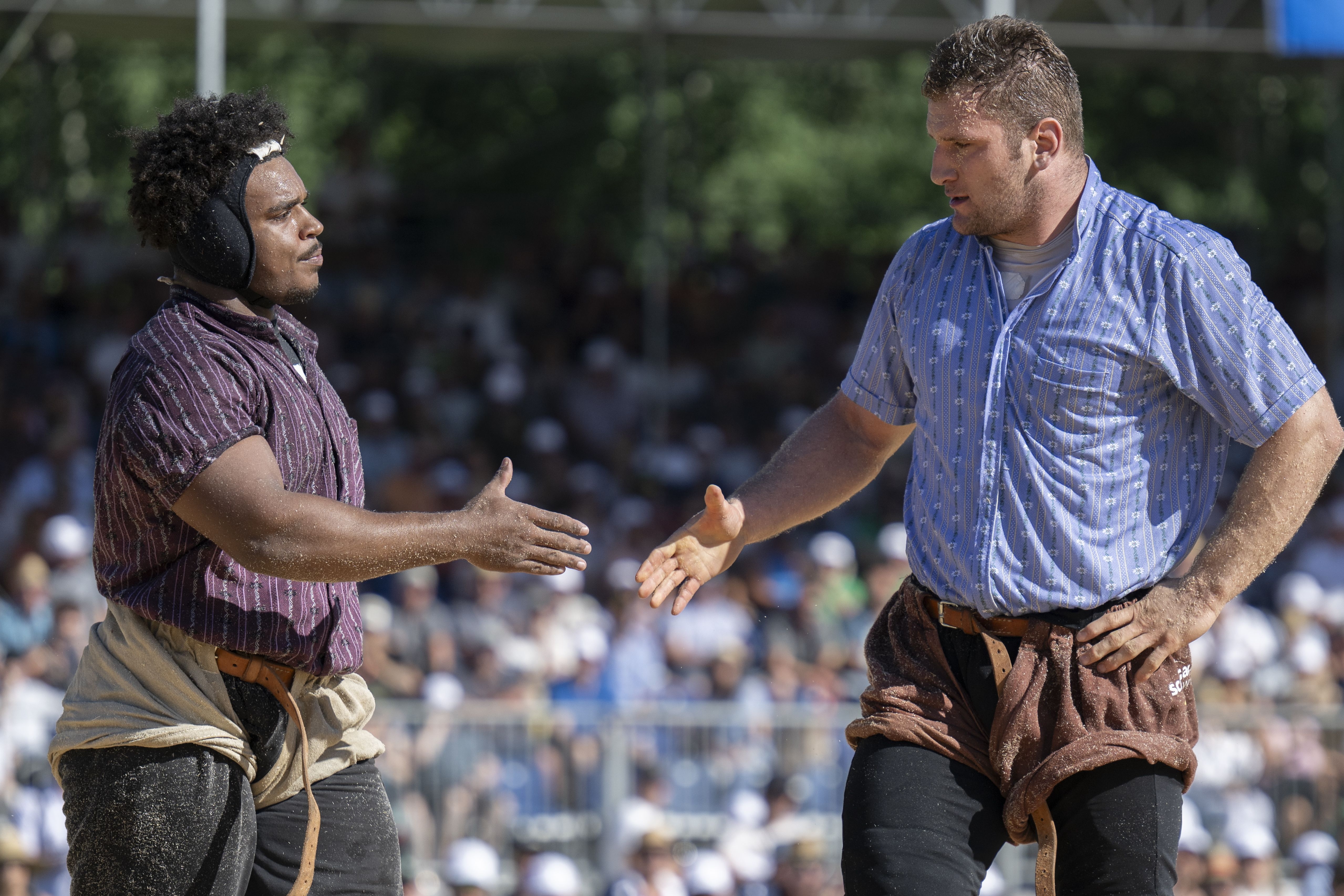NOS: Sinisha Lüscher holt sich den Kranz