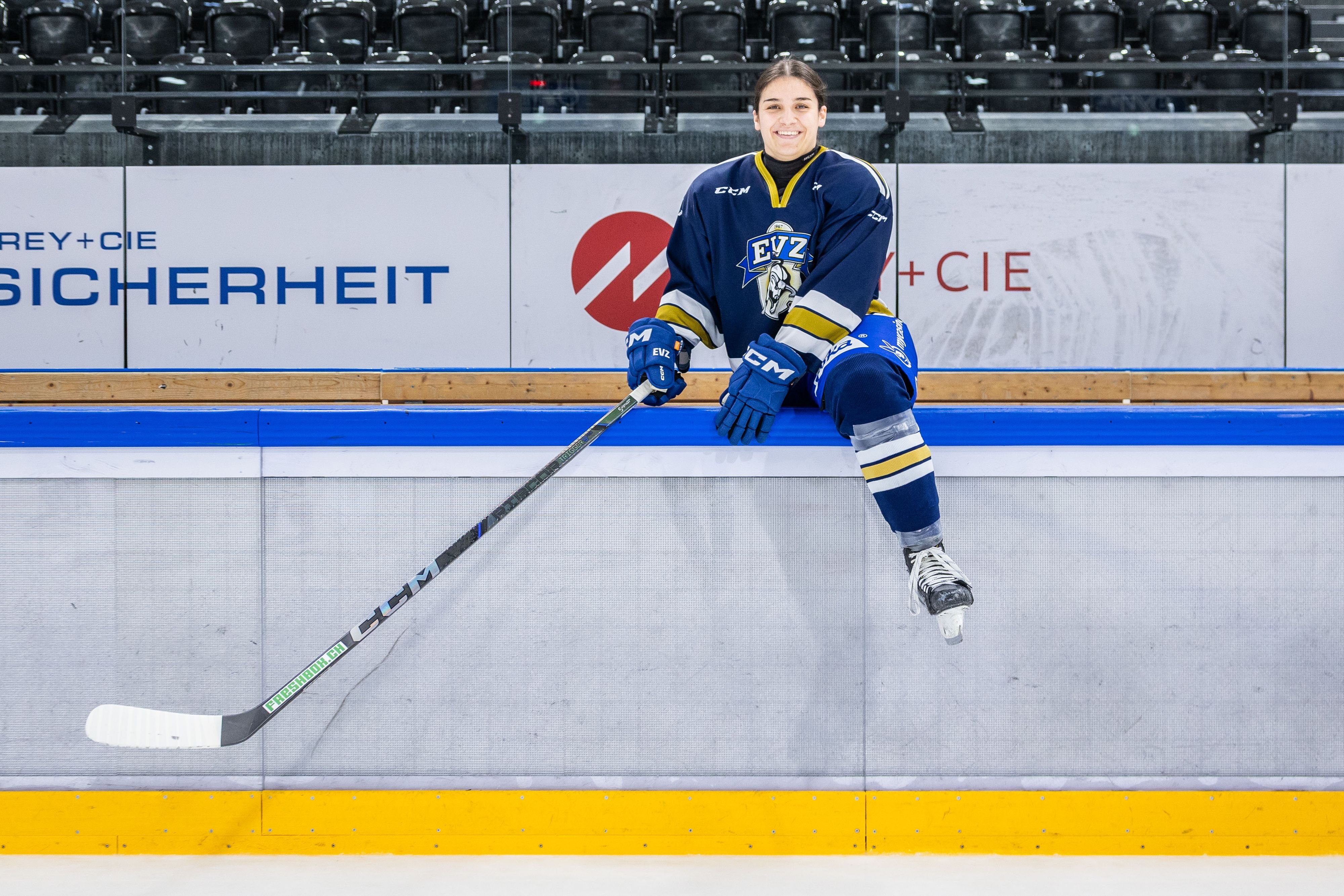 Alina Marti wechselt vom ZSC zum EVZ