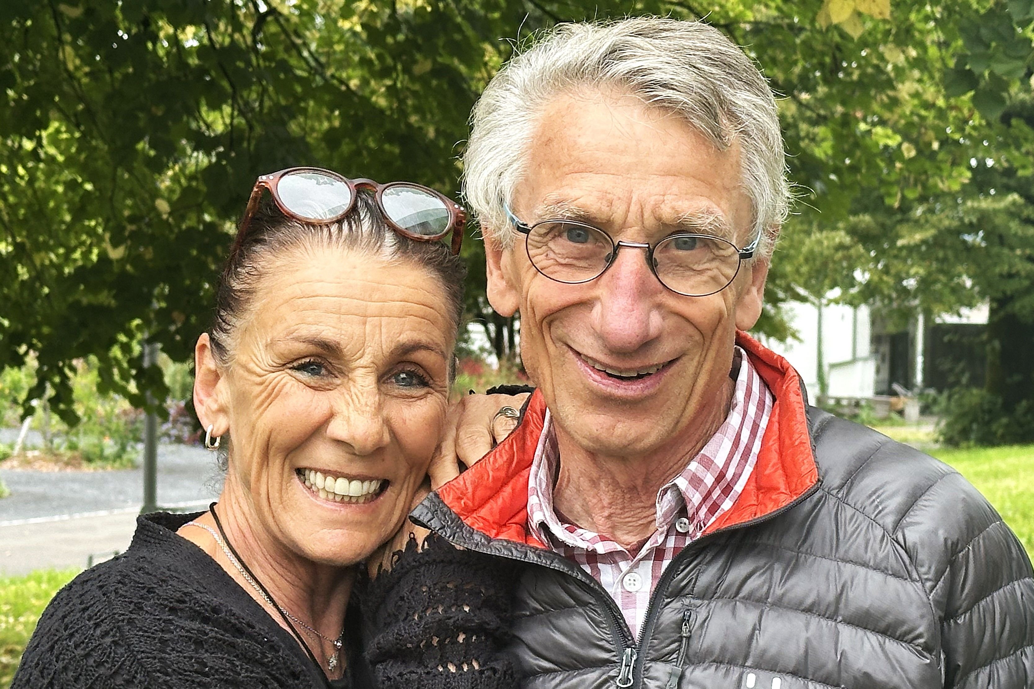 Skisportlegenden im Dialog: Maria Walliser und Walter Steiner werben ...