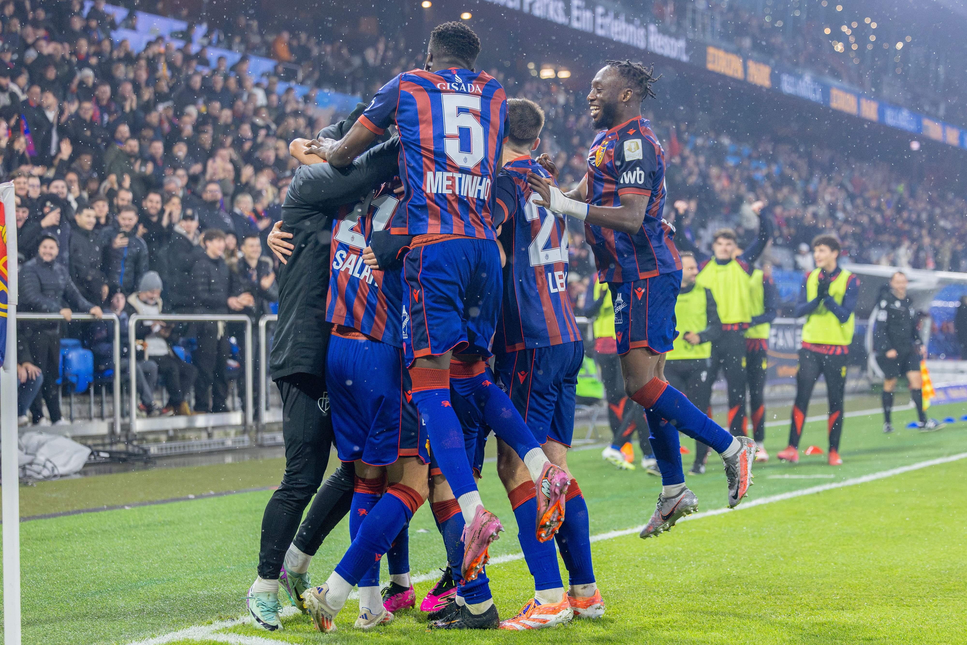 Der FC Basel gewinnt mit 2:0 gegen den FC Zürich