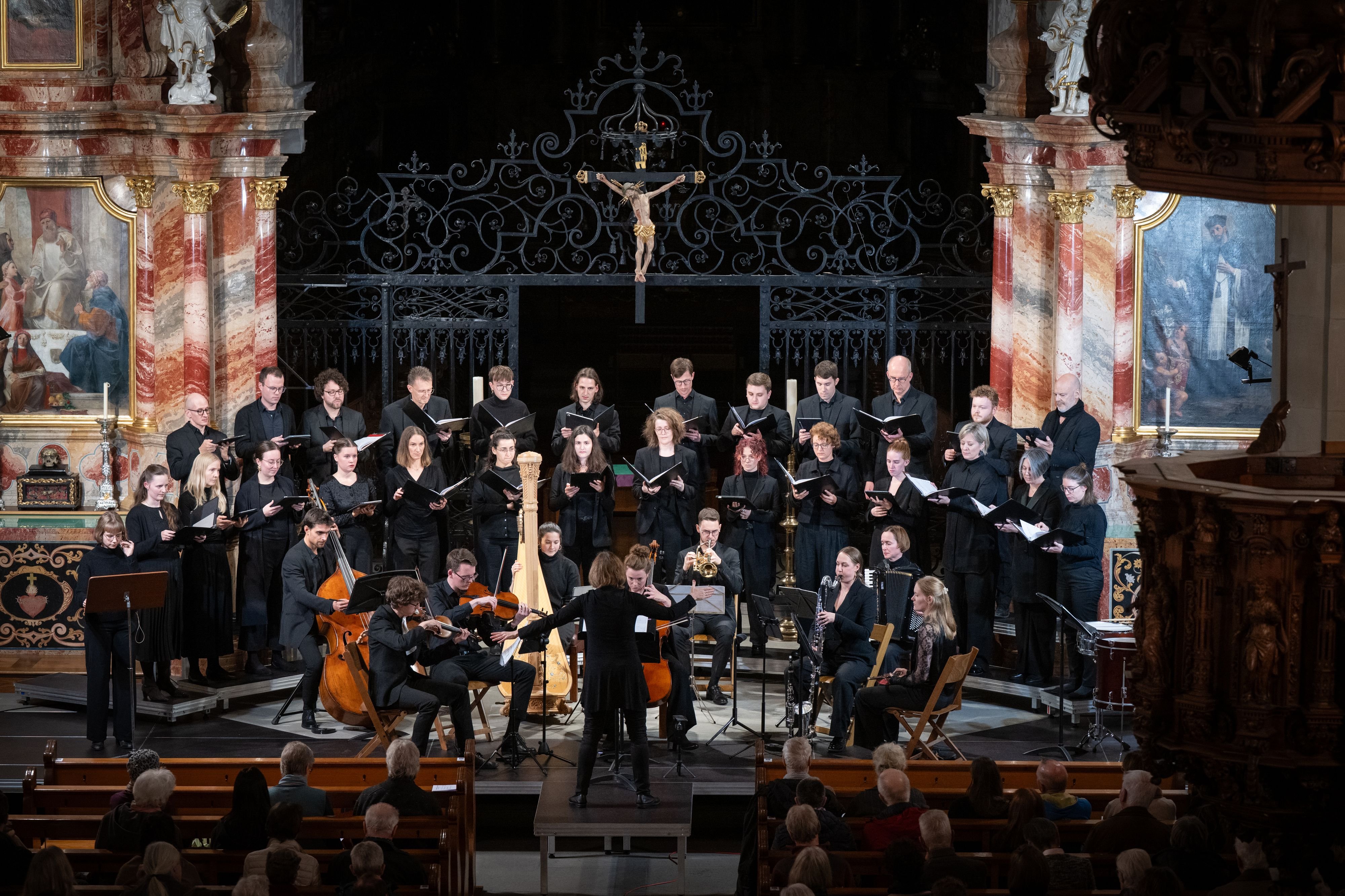 Collegium Vocale Luzern zeigt Krieg in Musik von KZ-Komponisten