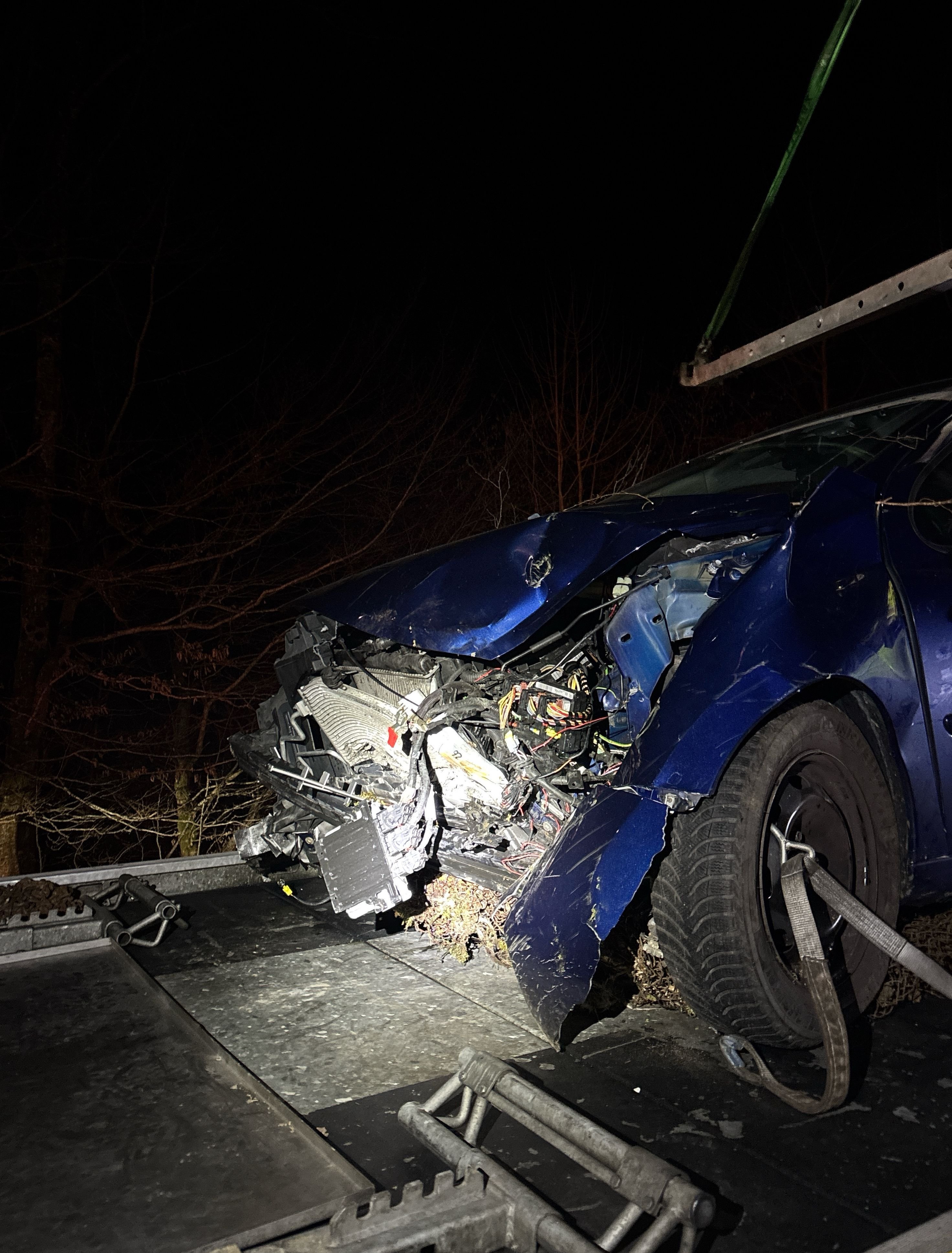 Neujahrstag: 74-Jährige nach Autounfall mit Helikopter ins Spital geflogen